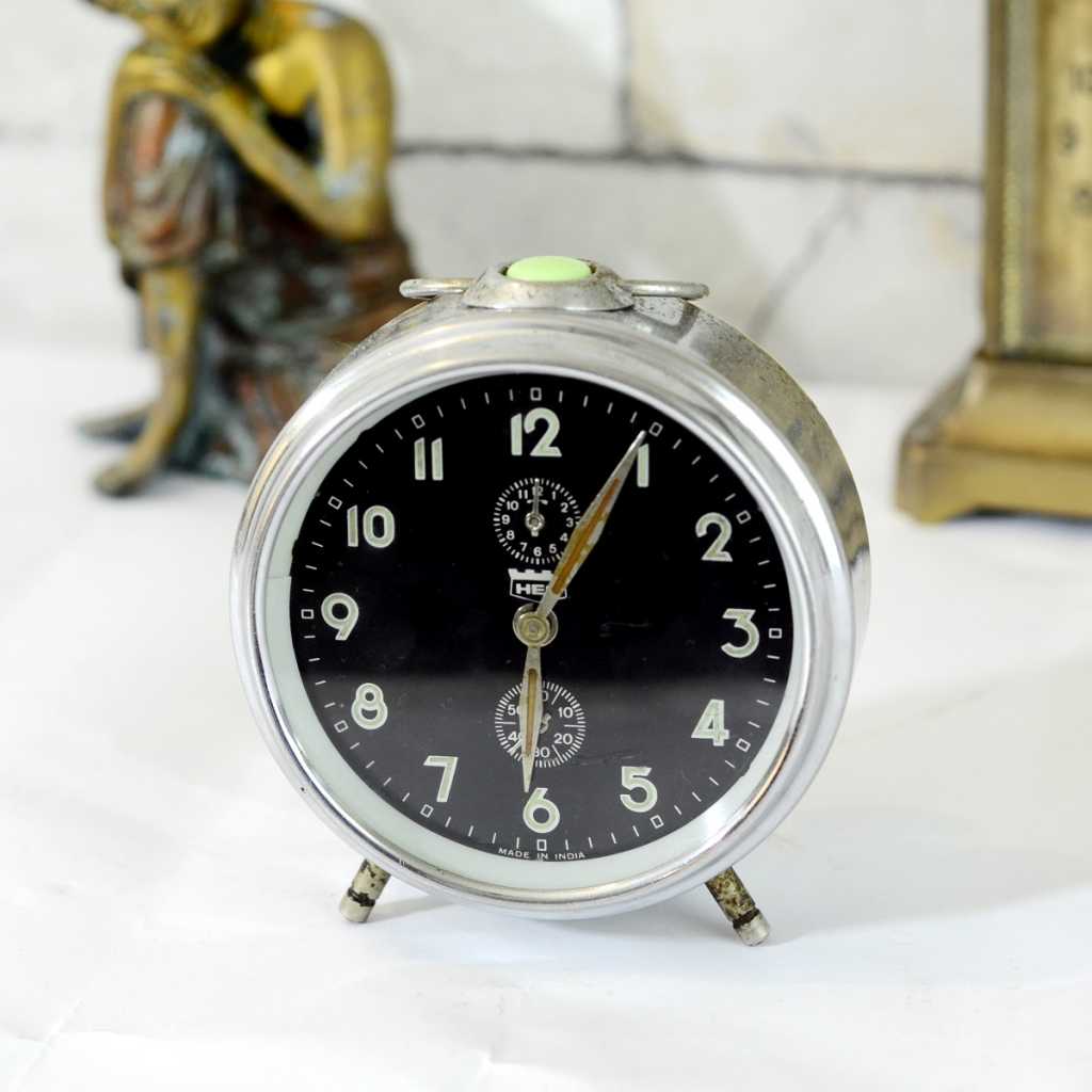 Antikcart Antique Hes Table Time Piece Clock Decor Collectible - Antikcart