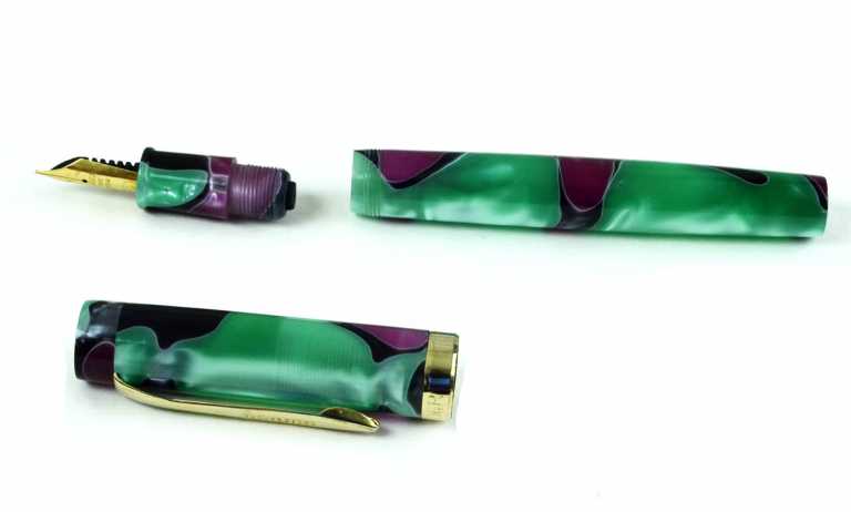 Fountain pen guider Green Marbled Acyrlic eyedropper Pen