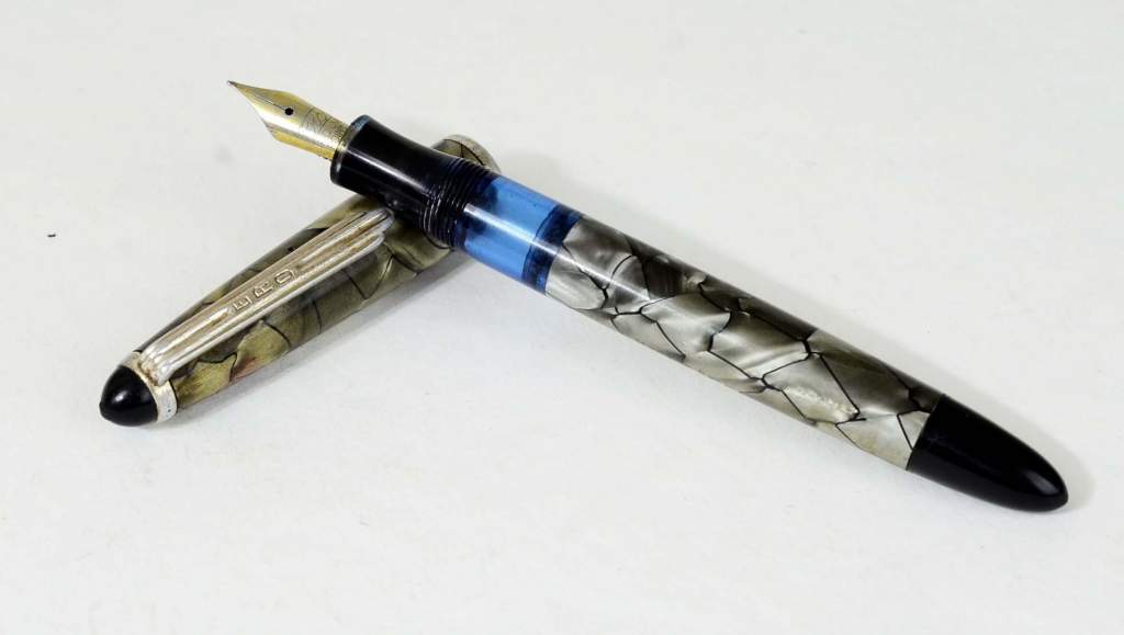 Buy vintage piston filler fountain pen german with golden F nib online