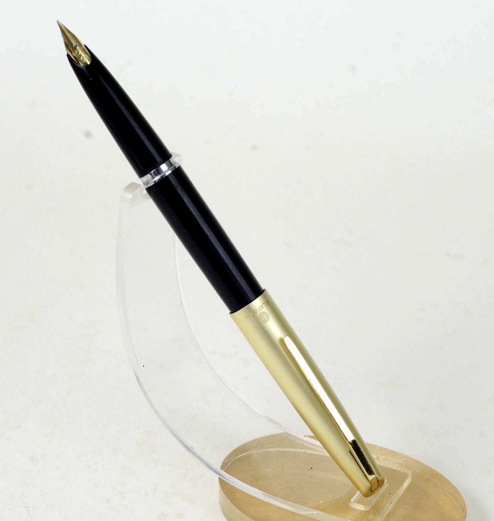 Buy Vintage Platinum classic fountain pen wth 14K solid gold M nib