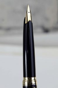 Buy Pilot elite 95 pocket 14K fountain pen with 14K solid gold F nib online