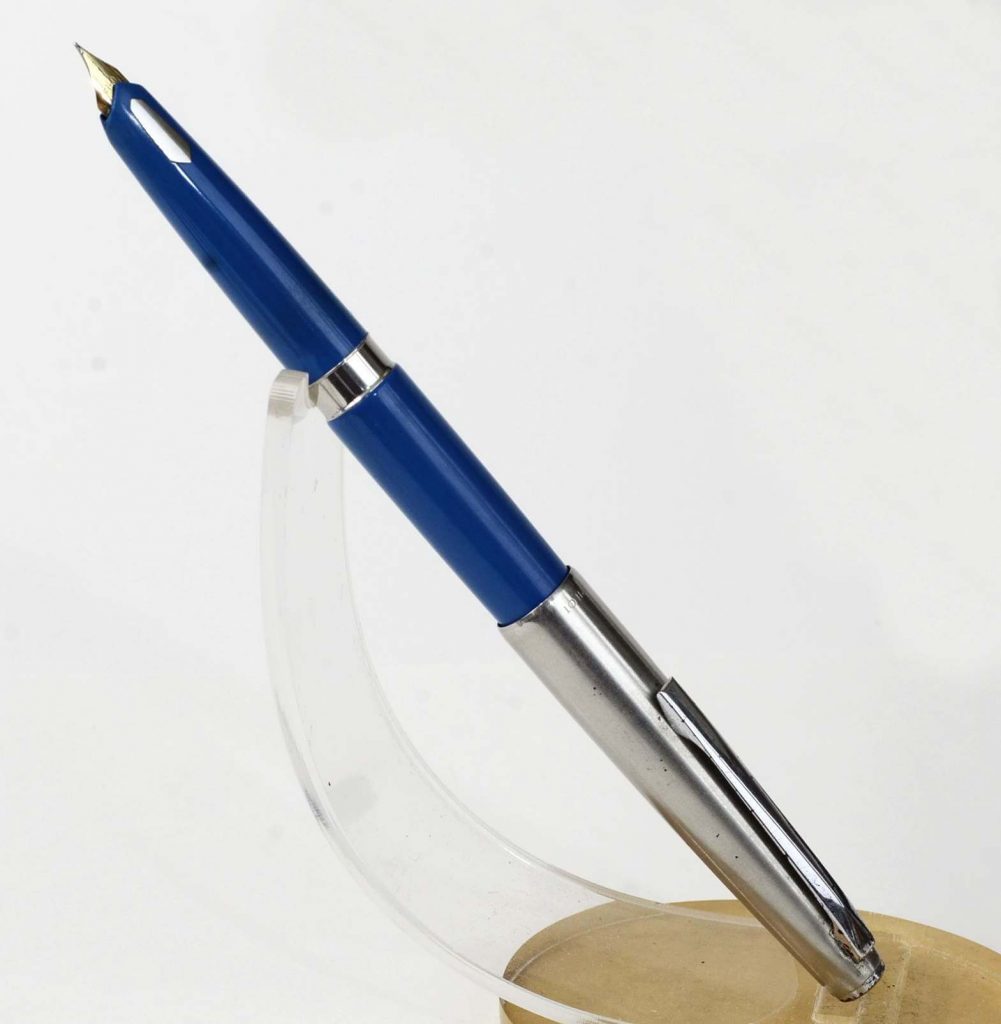 Buy vintage pilot classic fountain pen japan made wth 14K gold F nib