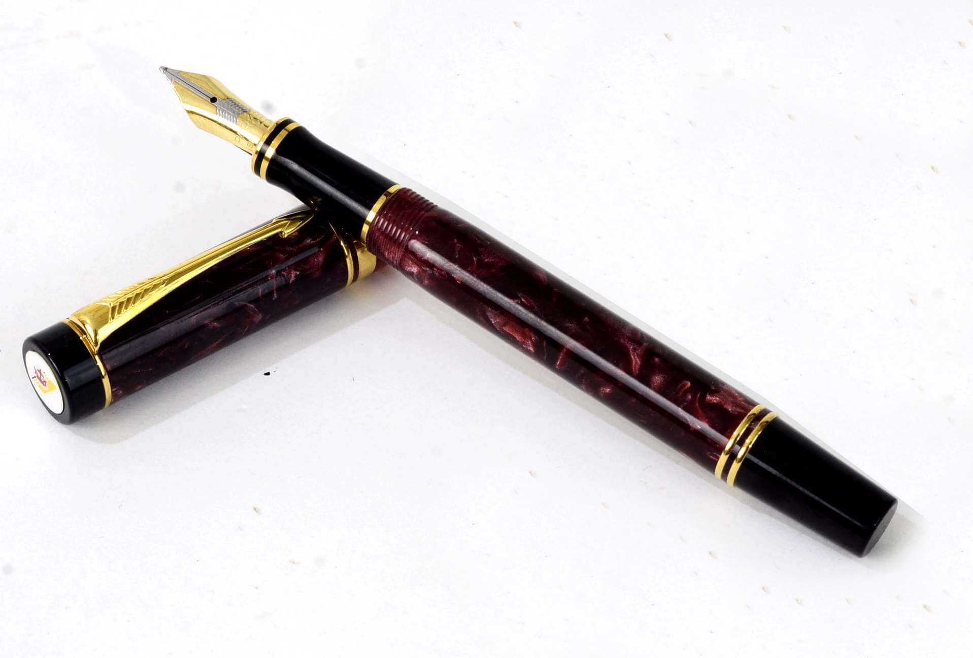 Buy Parker Duofold Centennial Fountain Pen 18K Sold Gold M Nib Online Buy Parker Duofold Centennial Fountain Pen 18K Sold Gold M Nib Online