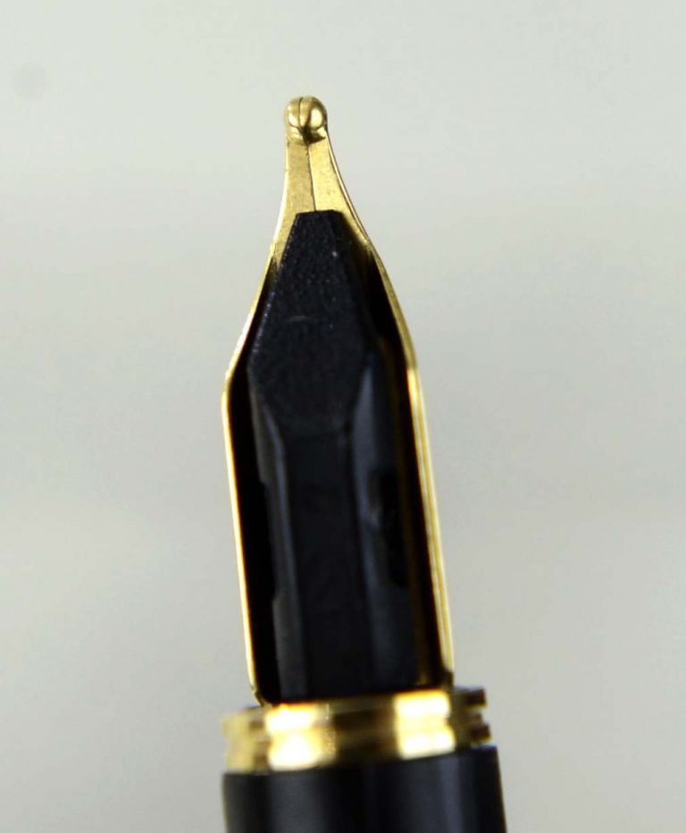 Buy vintage sheaffer TRZ 70 fountain pen gold plated M nib