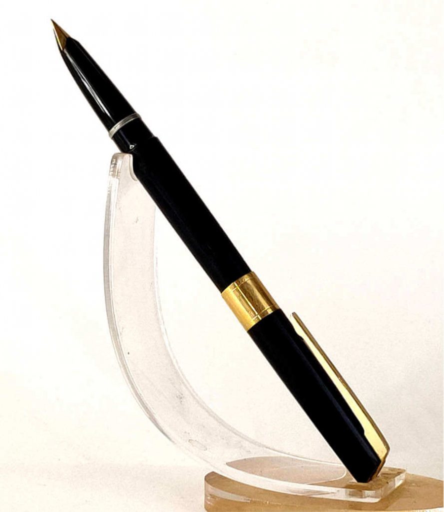 Buy vintage pilot super classic fountain pen with 14K gold nib