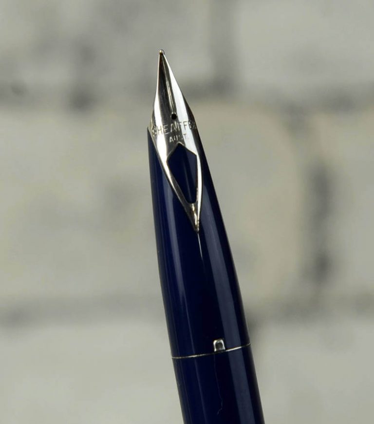 Vintage sheaffer imperial 440 navy barrel fountain pen with inlaid F nib