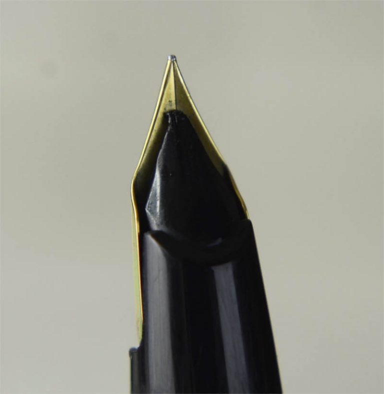 Buy Vintage pilot super 300g fountain pen wth 14K gold fine nib