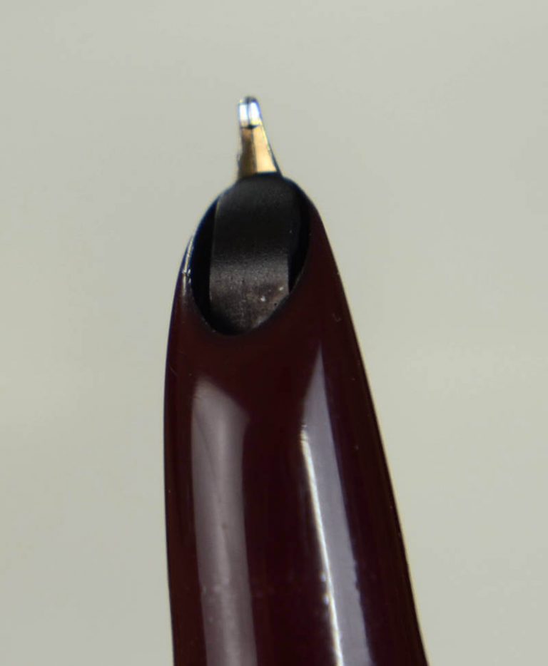 Parker 17 duofold fountain pen with 14C solid gold medium nib