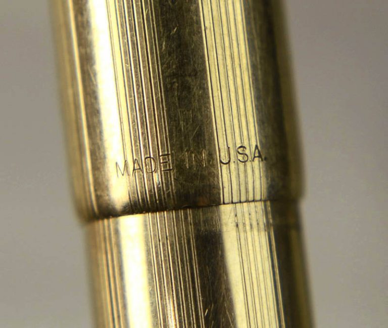 Buy parker 61 insignia fountain pen with 14CT gold M nib online