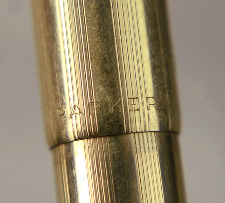 Buy parker 61 insignia fountain pen with 14CT gold M nib online