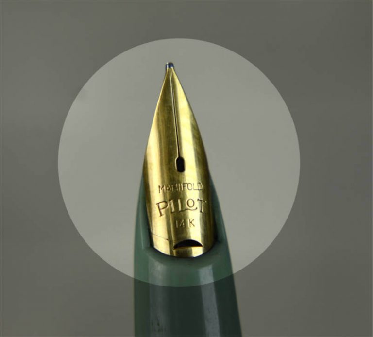 Buy Vintage pilot super 100 fountain pen wth 14K gold medium nib