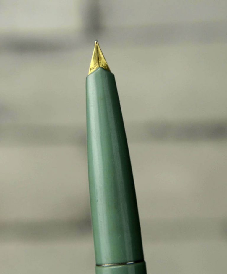 Buy Vintage pilot super 100 fountain pen wth 14K gold fine nib