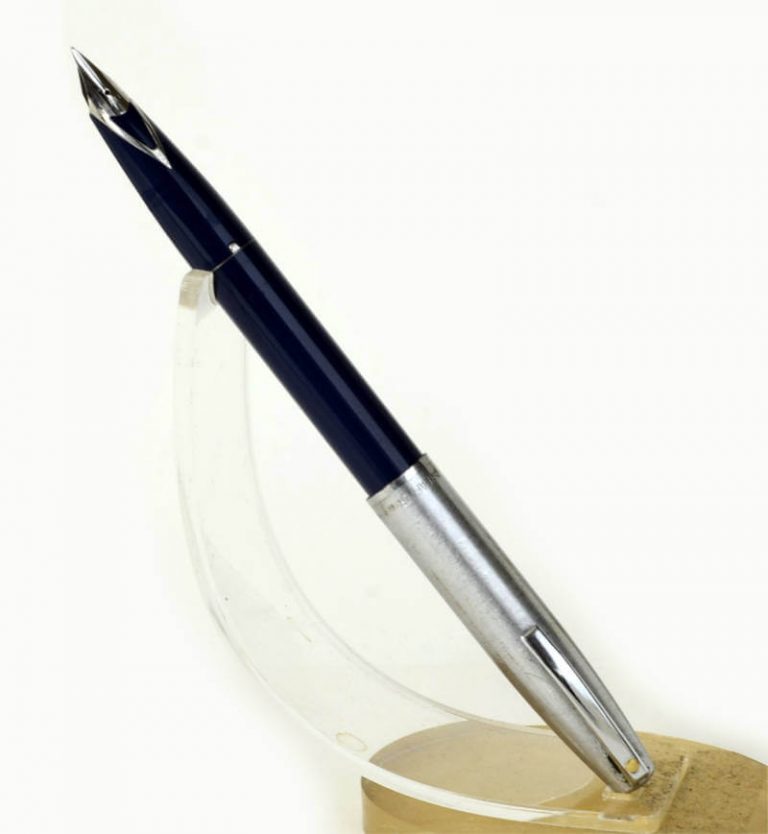 Vintage sheaffer imperial 440 navy barrel fountain pen with inlaid M nib