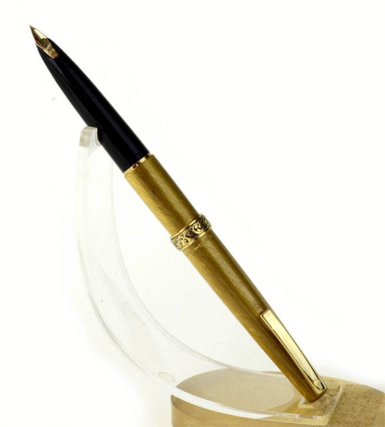 Buy lady sheaffer 630 fountain pen with 14K gold M point nib online