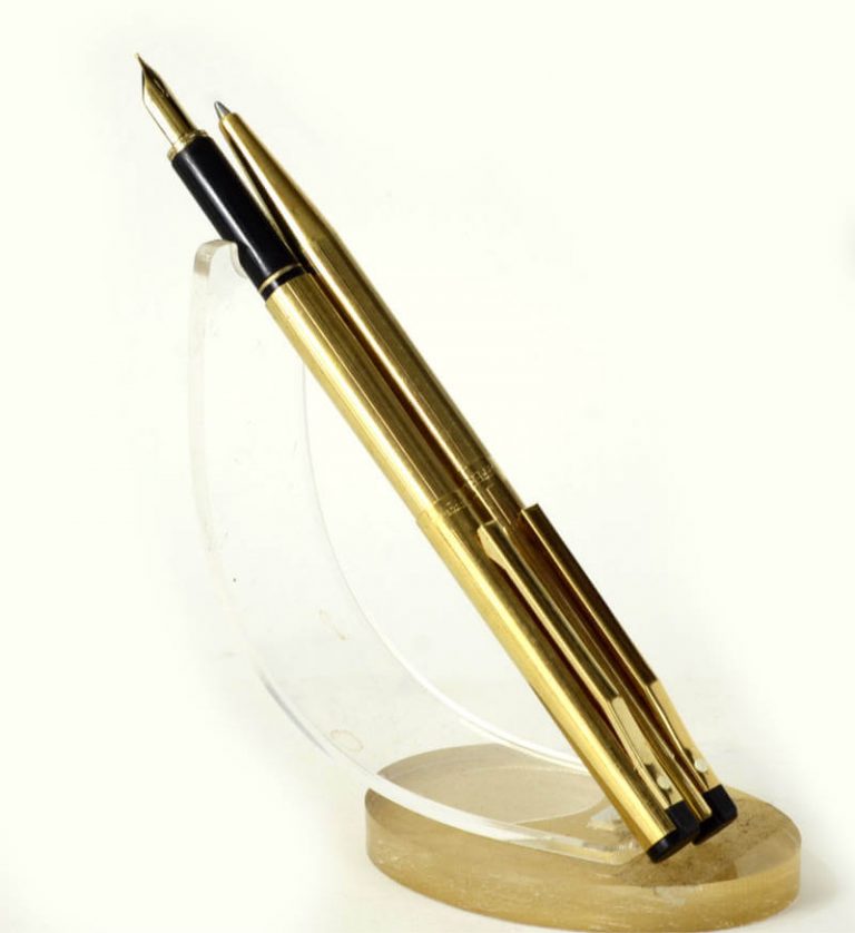 Buy vintage sheaffer TRZ 70 fountain pen gold plated M nib