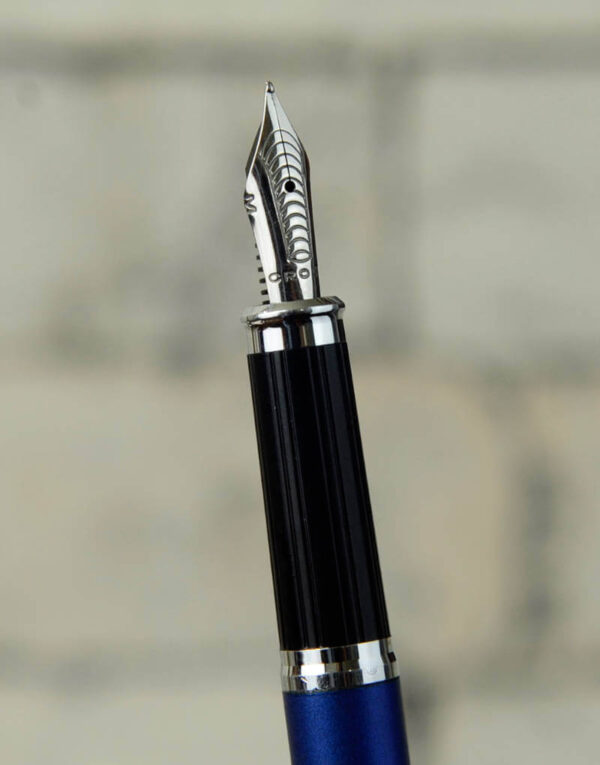Buy cross century II fountain pen wth stainless steel M nib