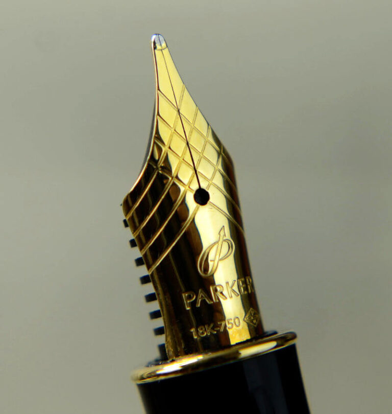 Buy Parker sonnet cascade golden fountain pen set with 18K gold M nib