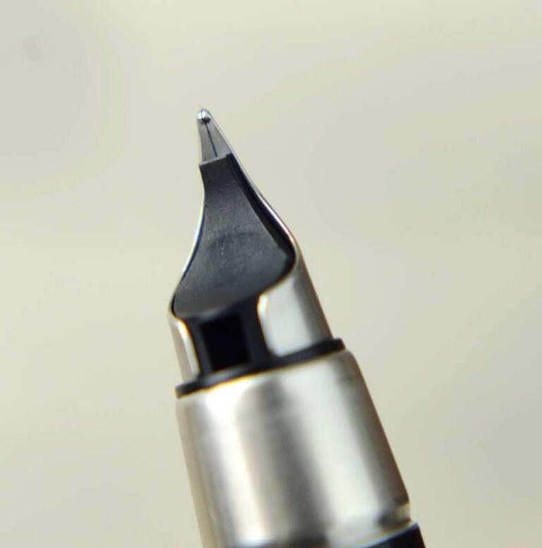 Parker 25 set of funtain pen and ballpoint pen with steel F nib