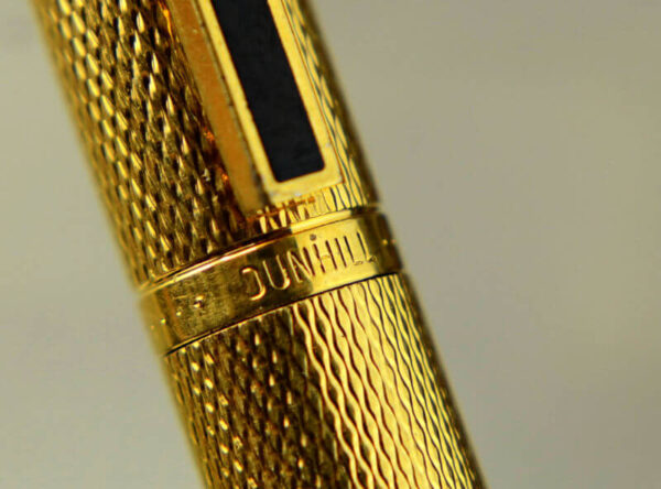 Buy dunhill gemline gold barrel fountain pen with 14K 585 M nib online