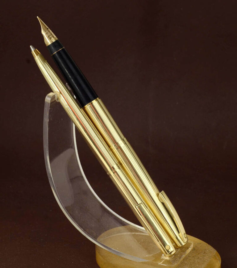 Buy sheaffer stylist 727 set of fountain pen with 14K gold M nib online