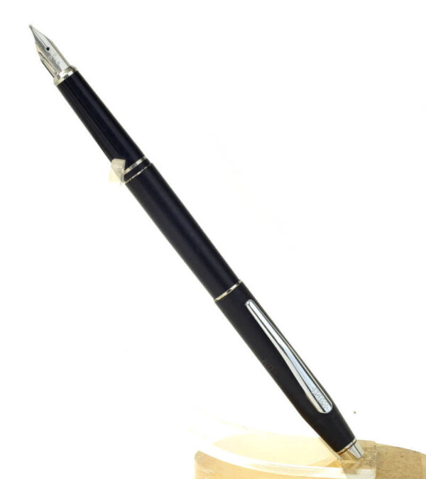 Buy cross century classic fountain pen wth steel M nib