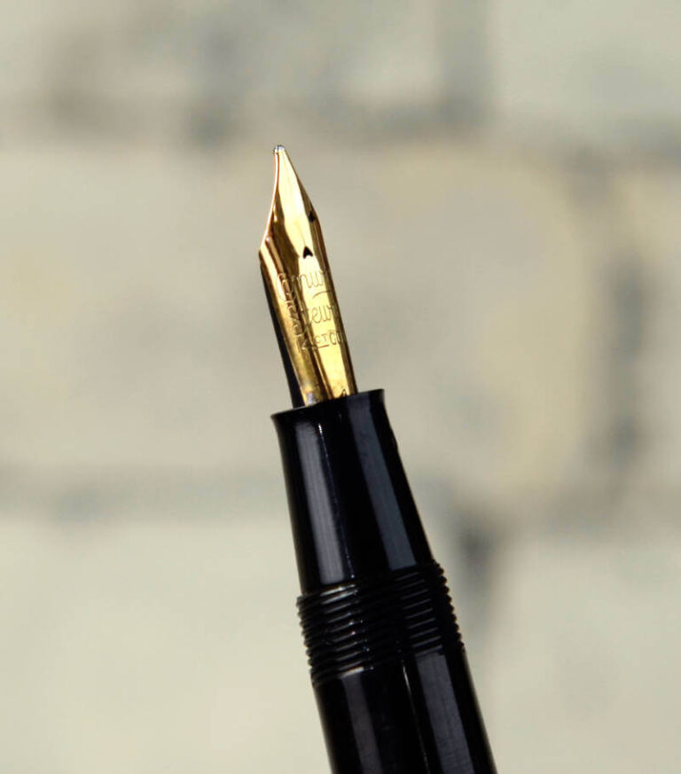 Buy conway stewart 475 lever filler fountain pen with 14C gold M nib