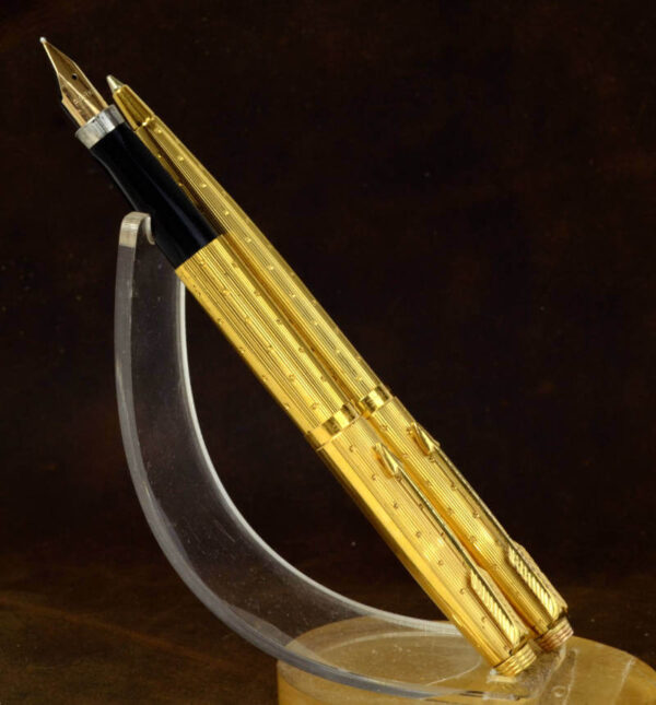 Buy parker 75 gold filled barrel fountain pen set with 14K gold M nib
