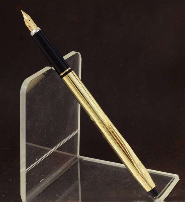 Buy cross century classic fountain pen with 14K gold M nib