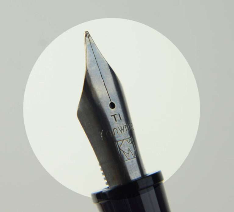 Hand turned viveza prime fountain pen with Titanium M nib