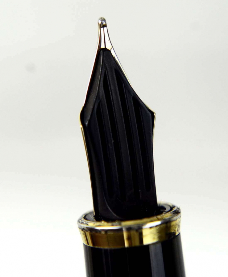 Buy Vintage Pilot original custom fountain pen wth 14K solid gold M nib