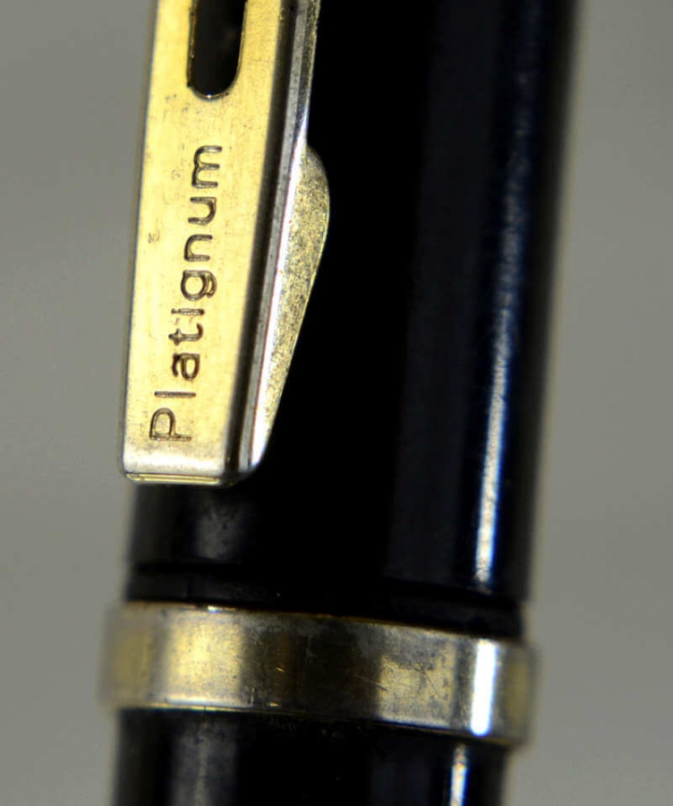 Buy Vintage Platignum aero fountain pen with F steel nib avaialable online